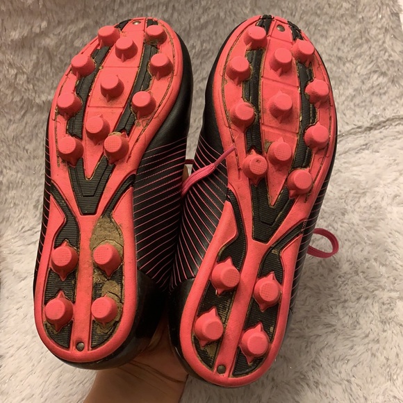 Brava | Shoes | Brava Soccer Kids Racer Cleats 35d | Poshmark